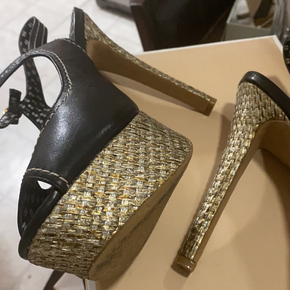 Black Platform Heels With Wicked Platform Base - Gem